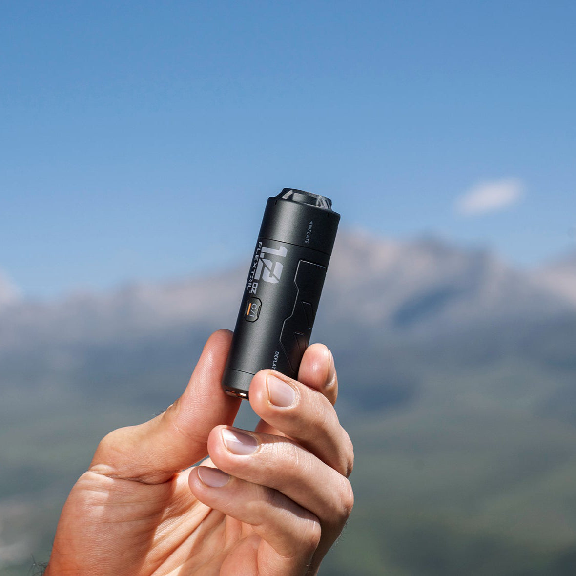 Flextail Zero Pump 超輕量戶外充氣泵 $254現貨 (連電池 , 多種充氣接口) – Funshop Outdoor